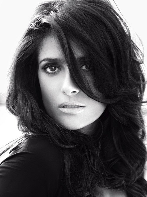 Η Salma Hayek στην γερμανική Vogue