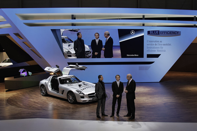 Mercedes SLS: Tο νέο "καυτό" αυτοκίνητο ασφαλείας στη F1 (VIDEO)